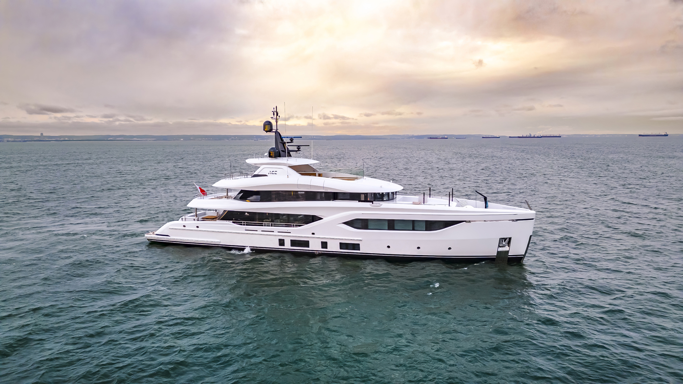 Conrad Shipyard project Moonlight sold: superyacht already under ...